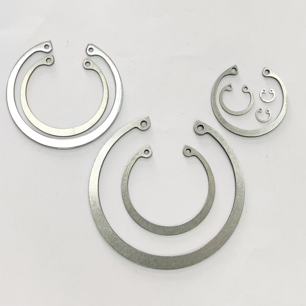 Ss A2 Internal Circlip Retaining Ring Piplodwala Hardware Trading Co